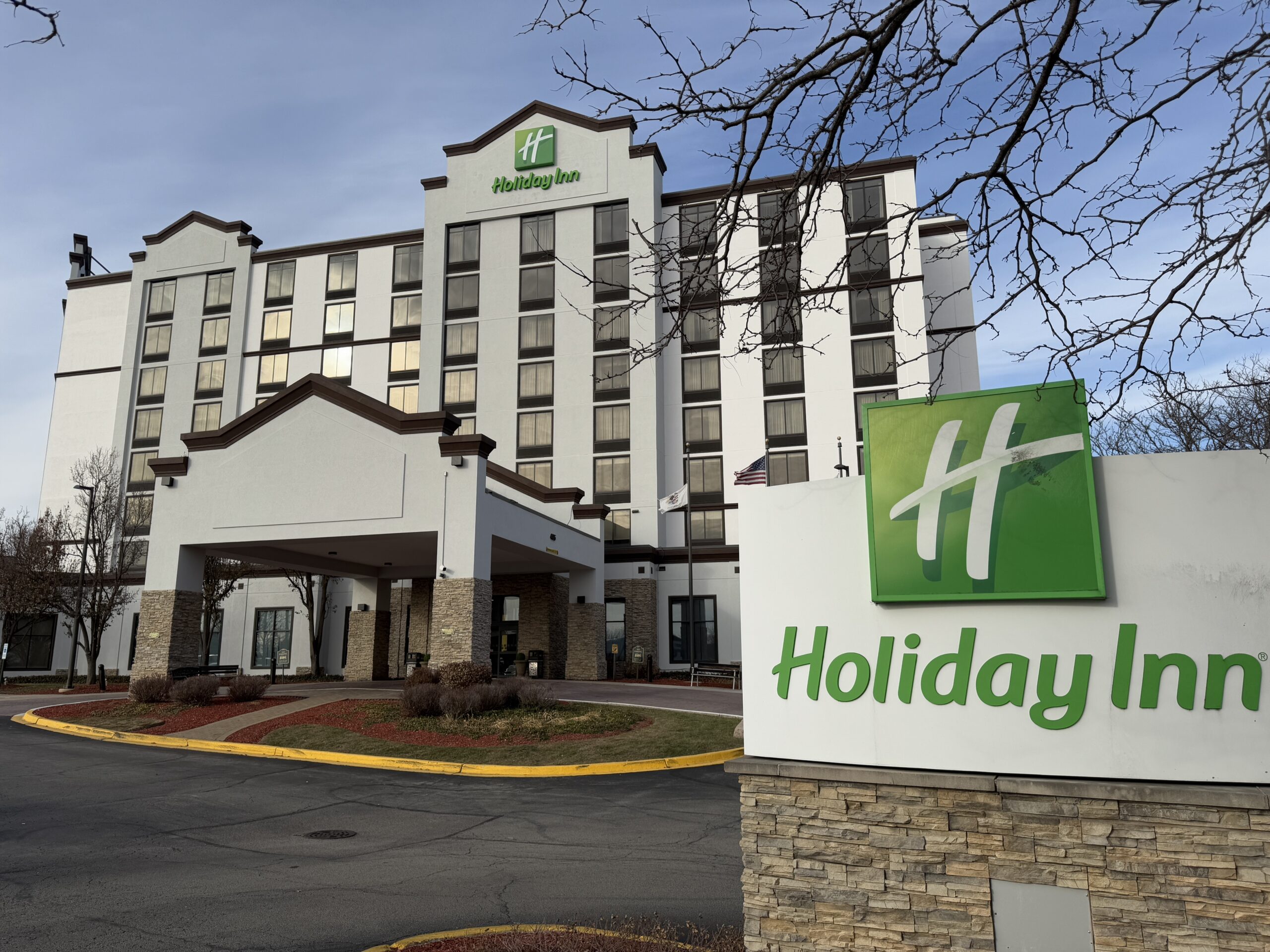 Holiday Inn & Suites Chicago Northwest - Elgin - Explore Elgin Area